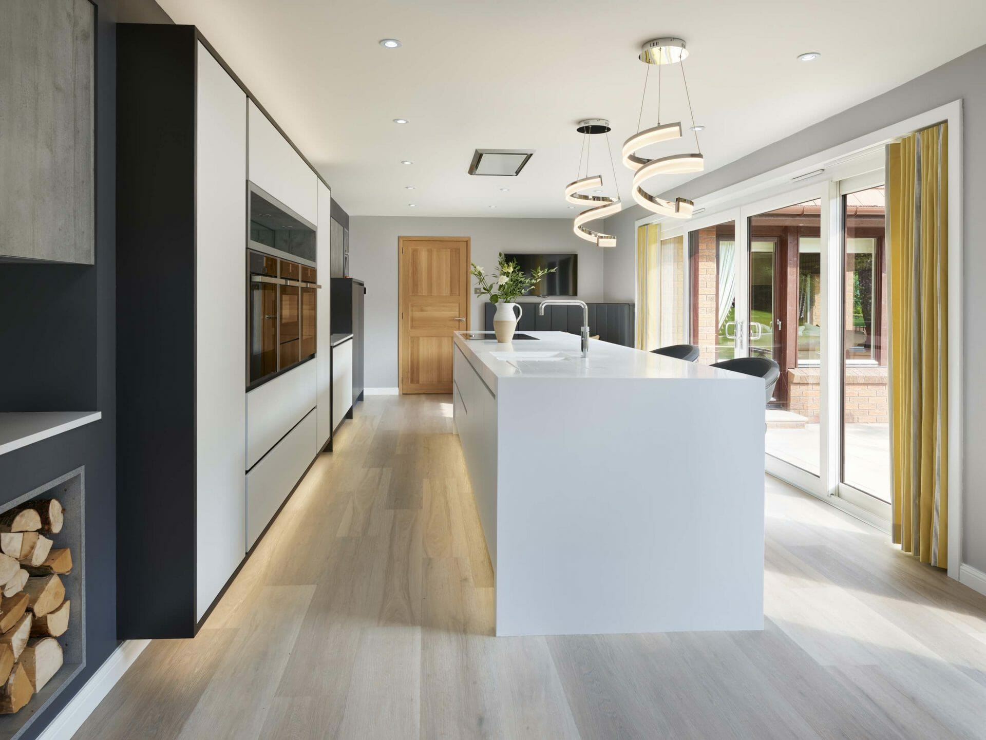 Handleless Kitchens Barrow-in-Furness | Mike Hughes