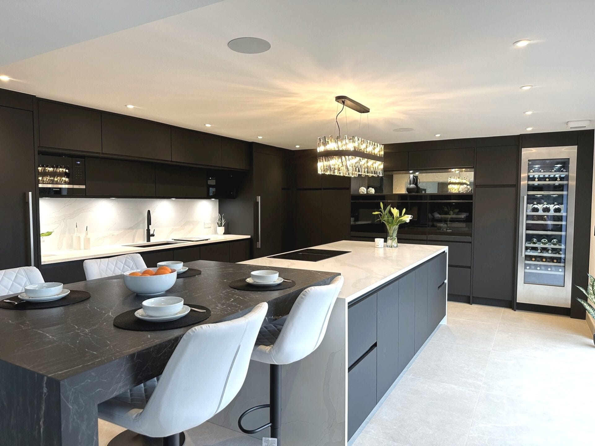 Black & Grey Handleless Kitchen In Barrow-in-Furness | Mike Hughes ...